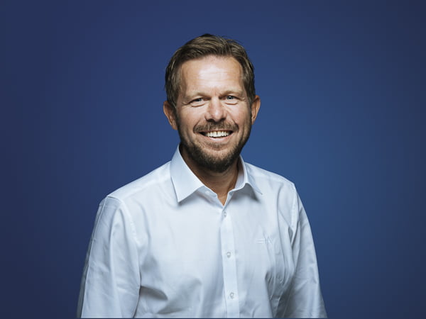 Kontakt oss